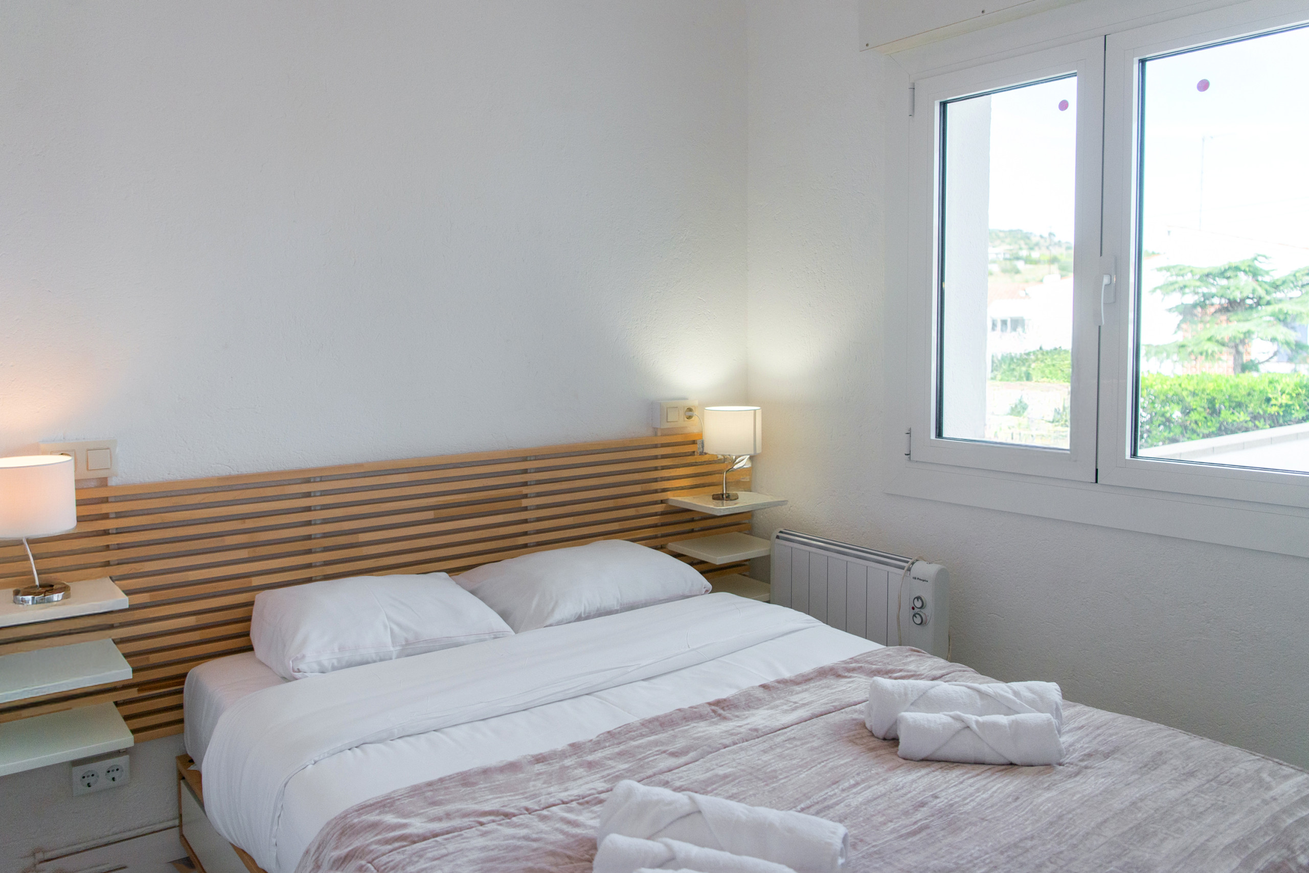 det_api_accomodations